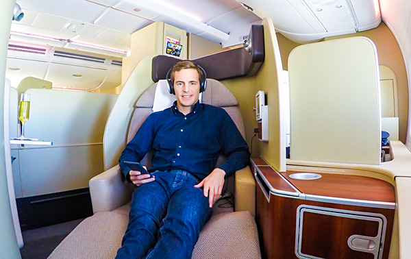 Qantas A380 First Class: London to Melbourne | Bart Lapers