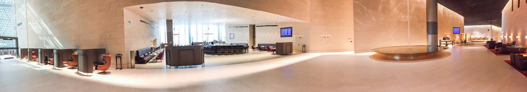 Qatar Airways First Class Lounge Al Safwa Doha pictures! | Bart Lapers